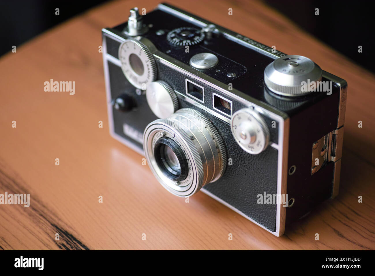 Range finder camera hi-res stock photography and images - Alamy
