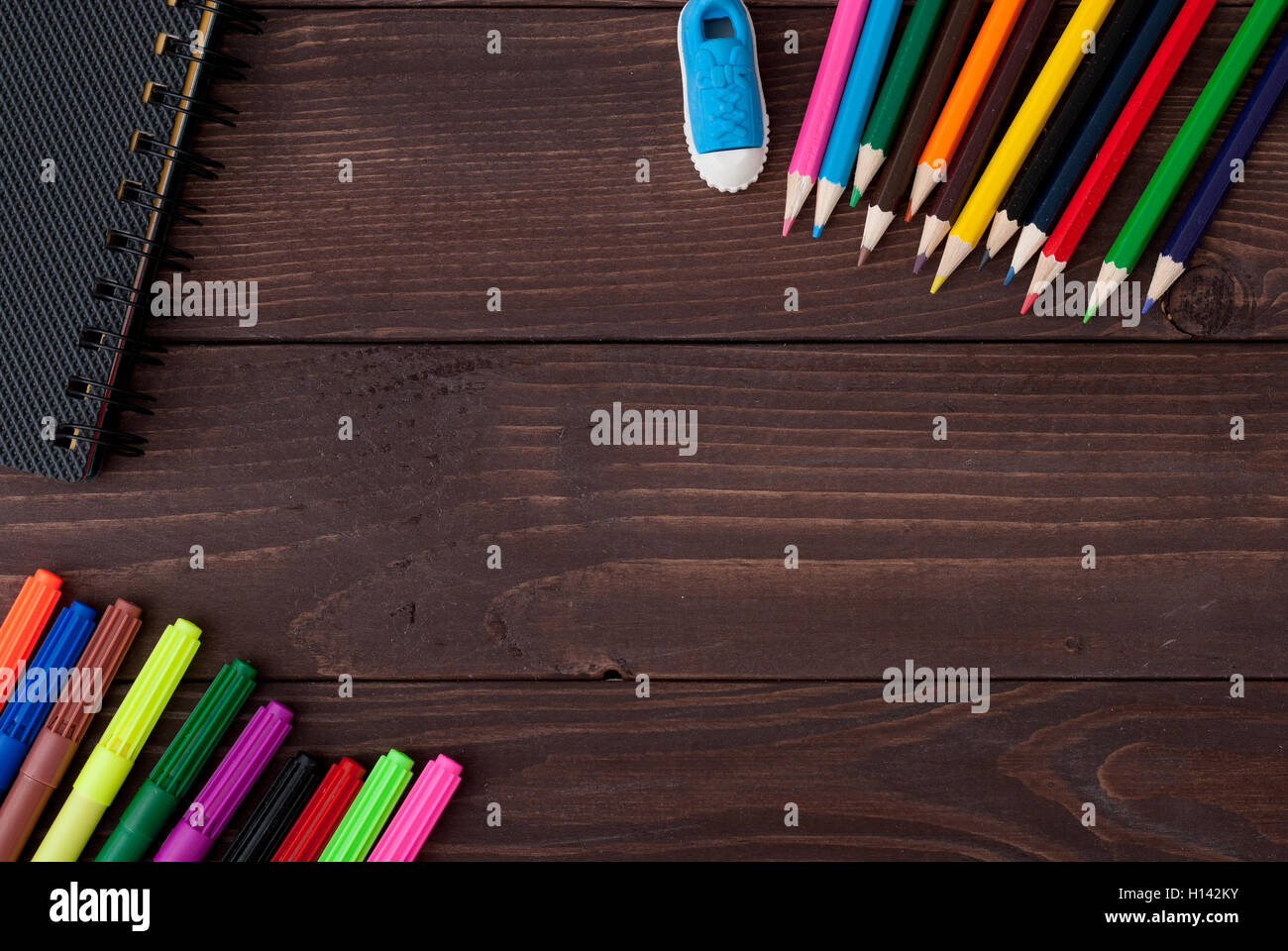 School supplies table hi-res stock photography and images - Alamy