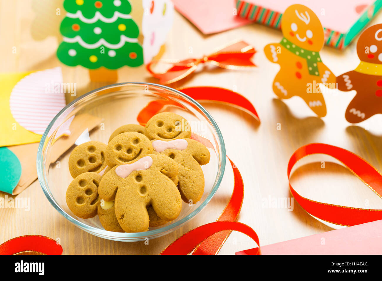 Xmas gingerbread man Stock Photo - Alamy