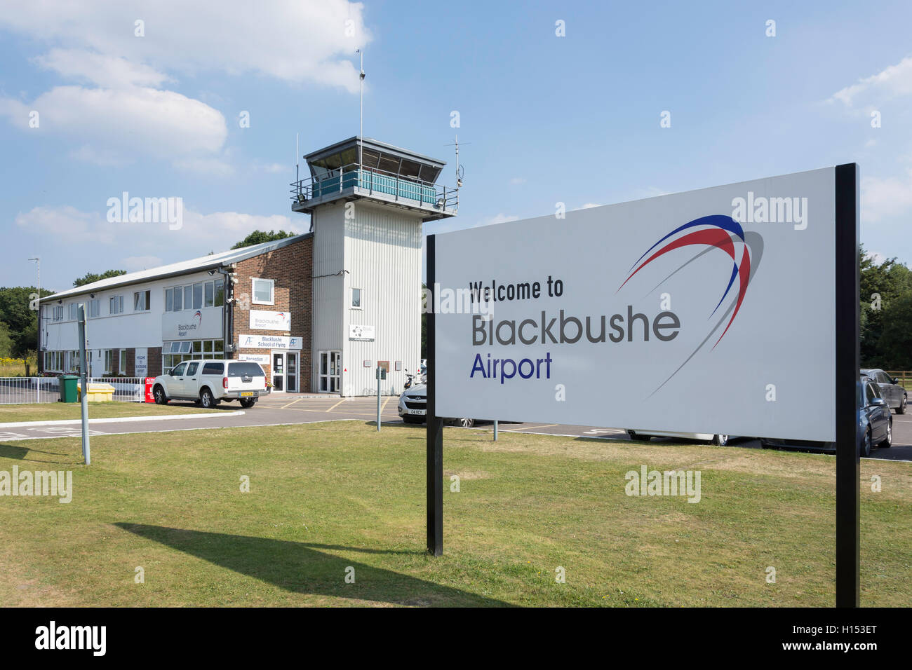 Road sign control tower hi-res stock photography and images - Alamy