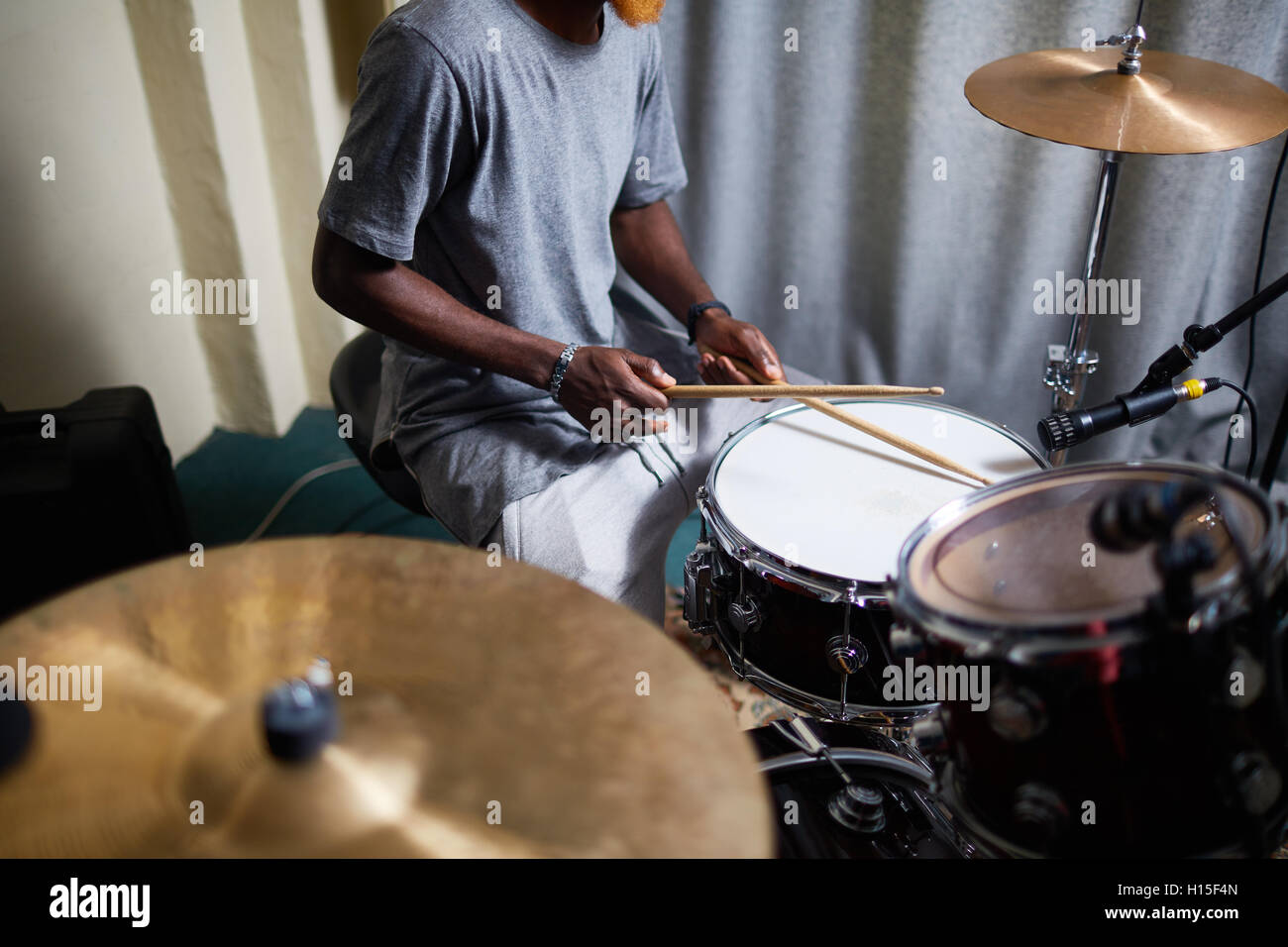 Adult drumming hi-res stock photography and images - Alamy