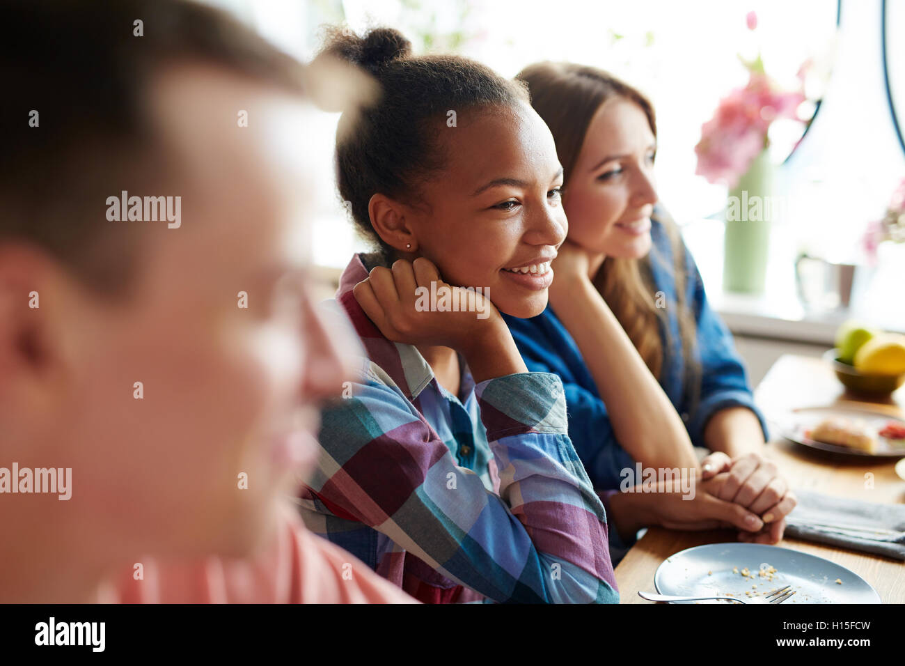 Human gathering hi-res stock photography and images - Alamy