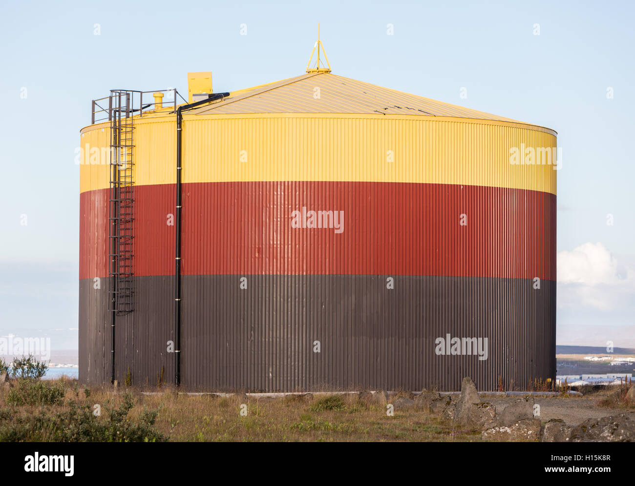 Red blue oil refinery storage tank hi-res stock photography and images ...