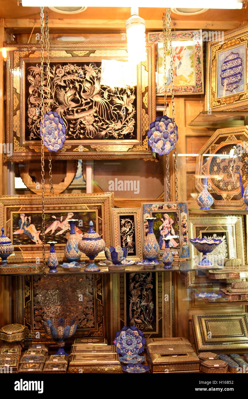 Handicraft made in esfahan isfahan hi-res stock photography and images ...