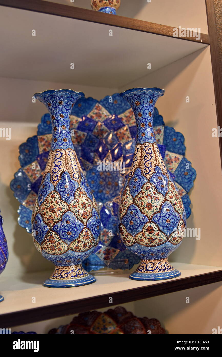 Handicraft made in esfahan isfahan hi-res stock photography and images ...