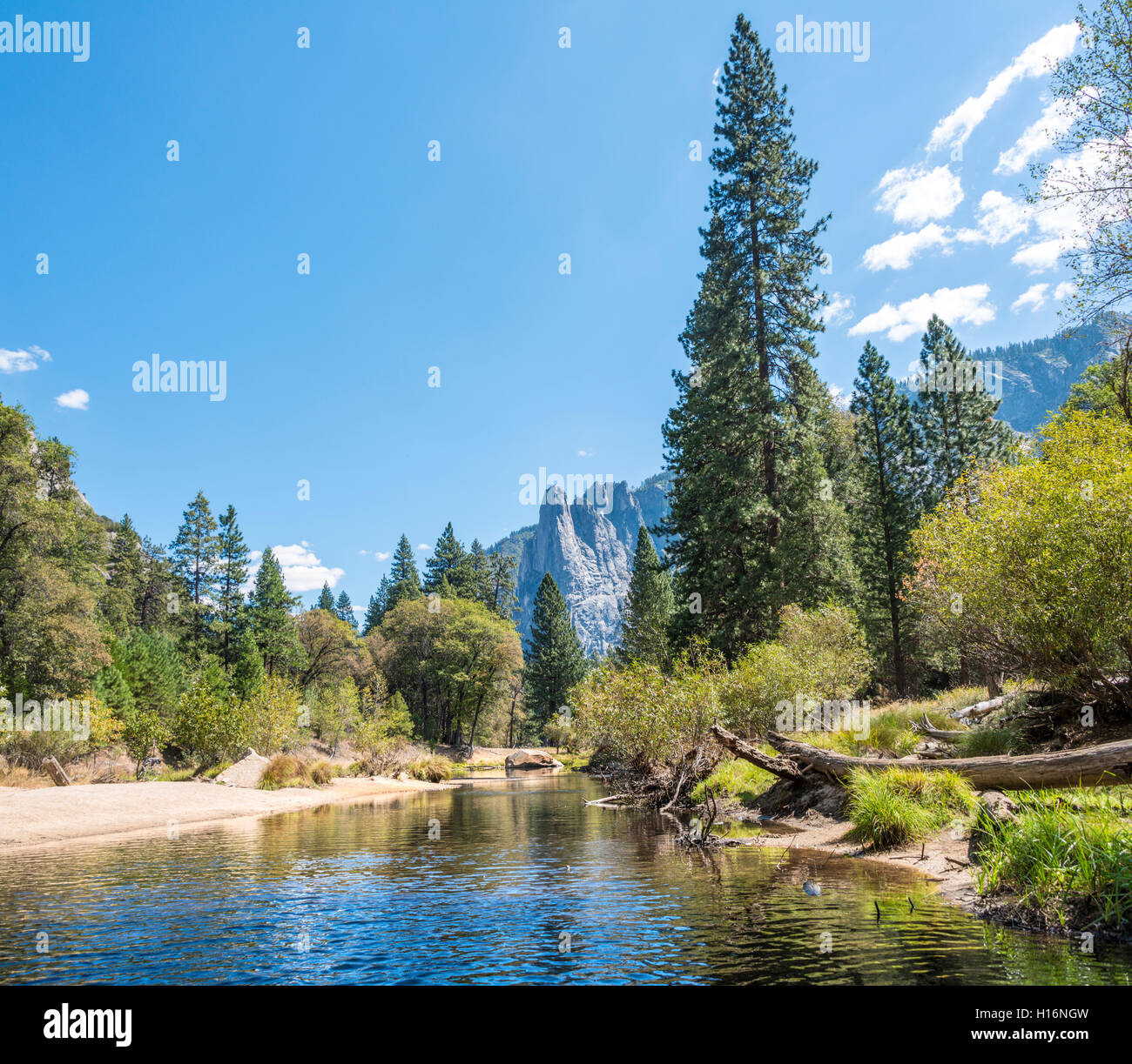 Merced River, Yosemite Valley, Yosemite National Park, UNESCO World ...