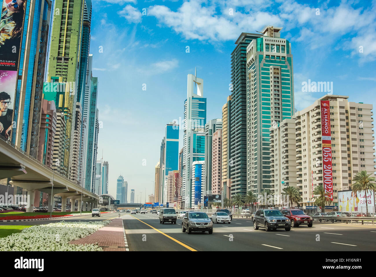 Dubai downtown dubai hi-res stock photography and images - Alamy