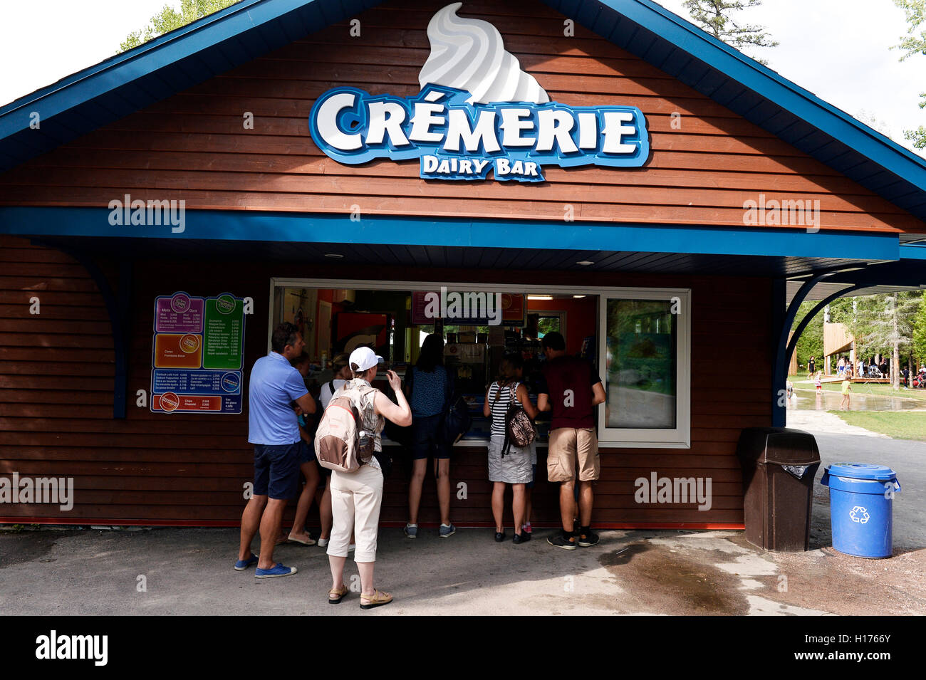 Cremerie hi-res stock photography and images - Alamy