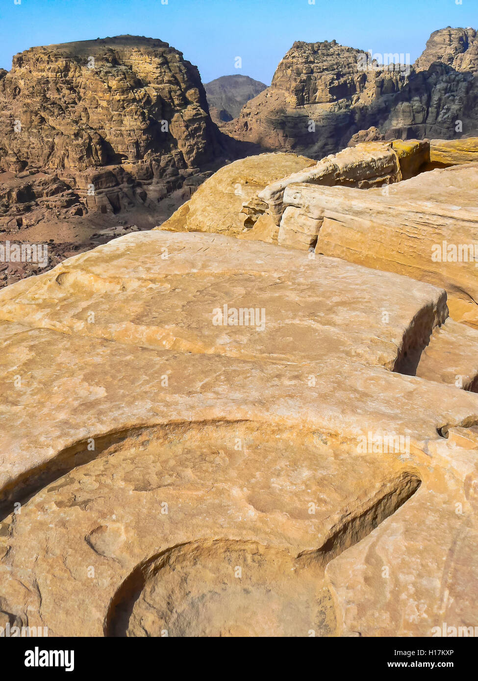 sacrificial altar, ancient cult site at Petra, Jordan Stock Photo - Alamy