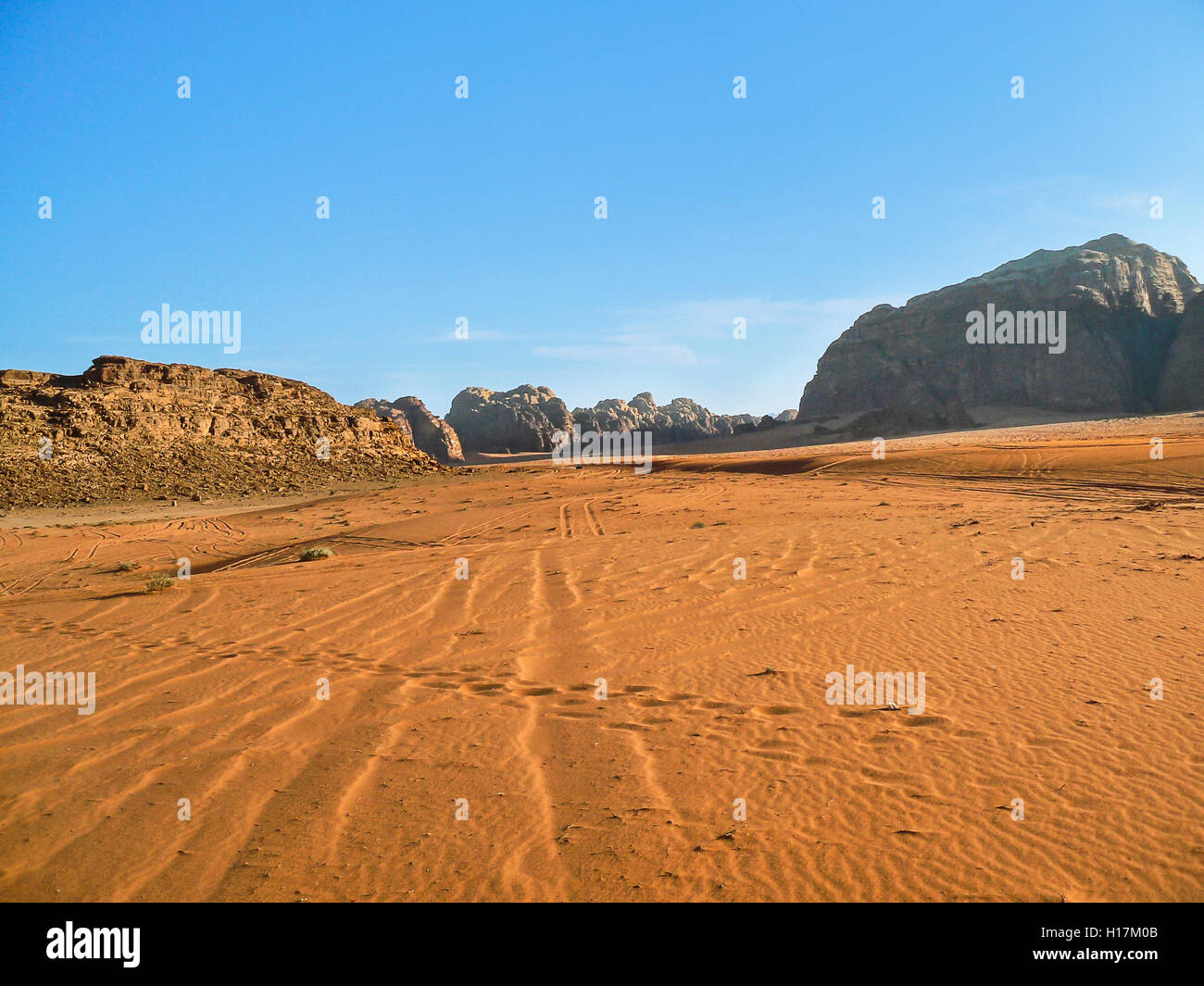 Desert of Wadi Rum, Jordan Stock Photo - Alamy