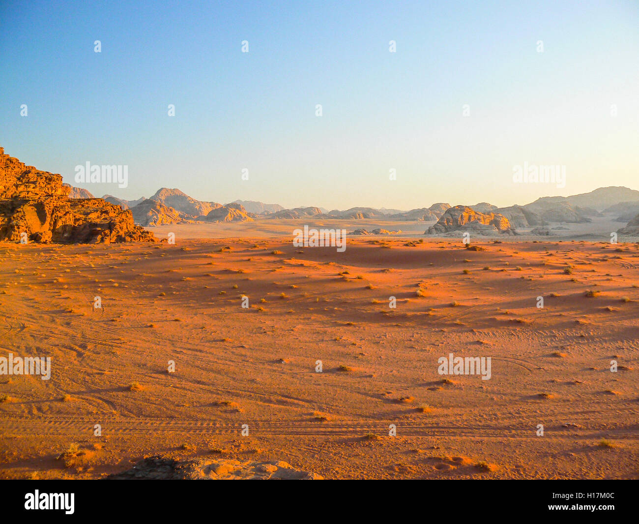 Sunset in the Desert of Wadi Rum, Jordan Stock Photo - Alamy