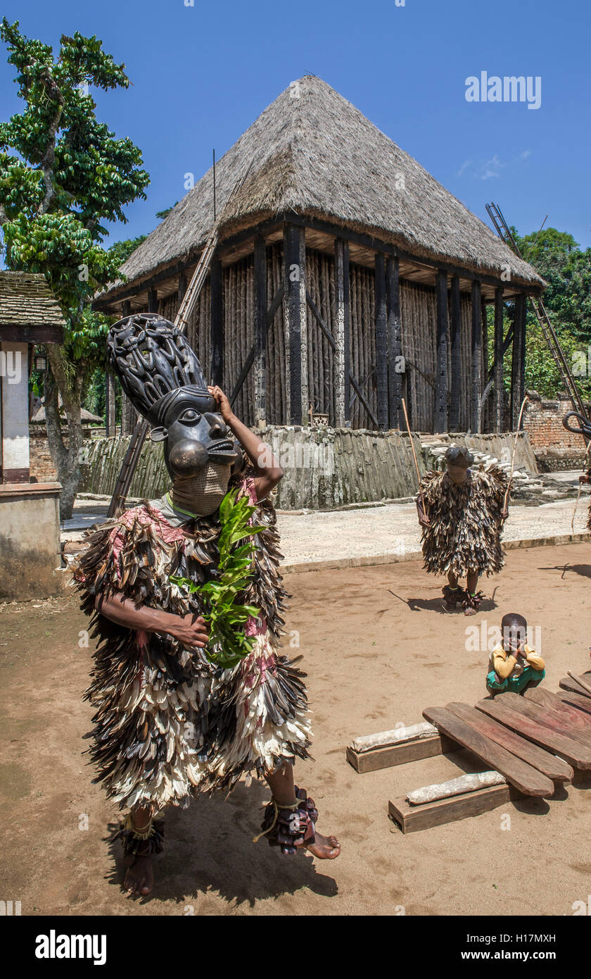 Die Chefferie von Bafut wurde in der Kolonialzeit von den Deutschen ...