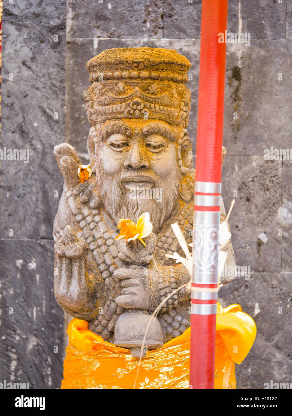 Ancient Balinese statue at the temple in Bali Indonesia Stock Photo - Alamy