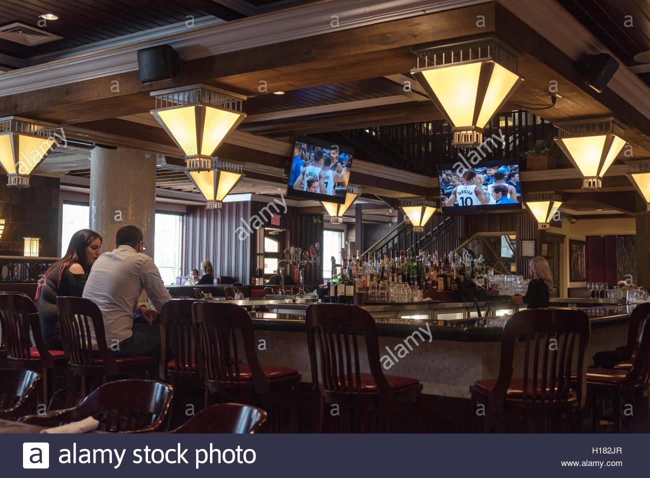 Cn Tower Restaurant High Resolution Stock Photography and Images - Alamy