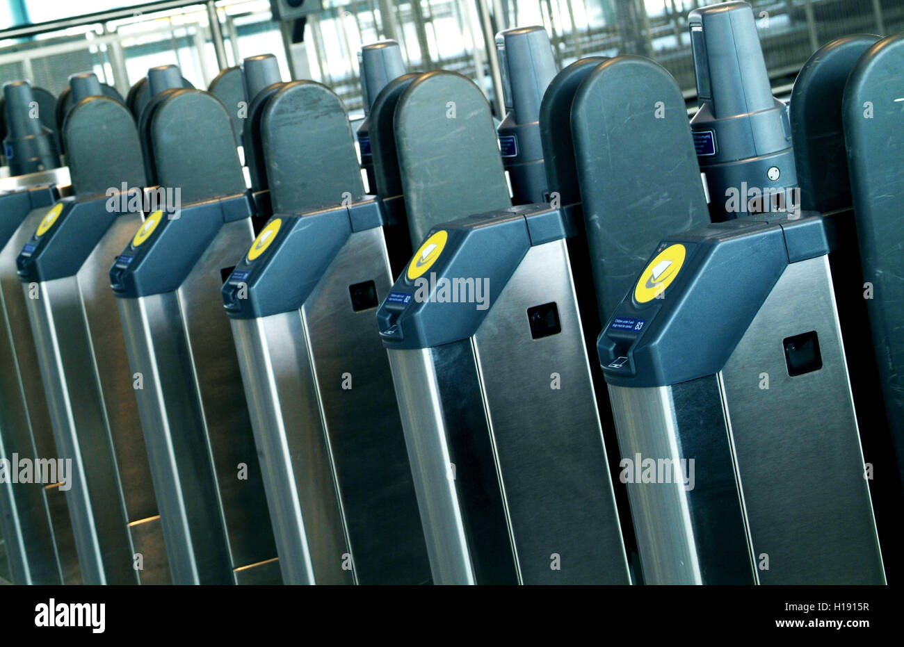 Entry card readers hi-res stock photography and images - Alamy