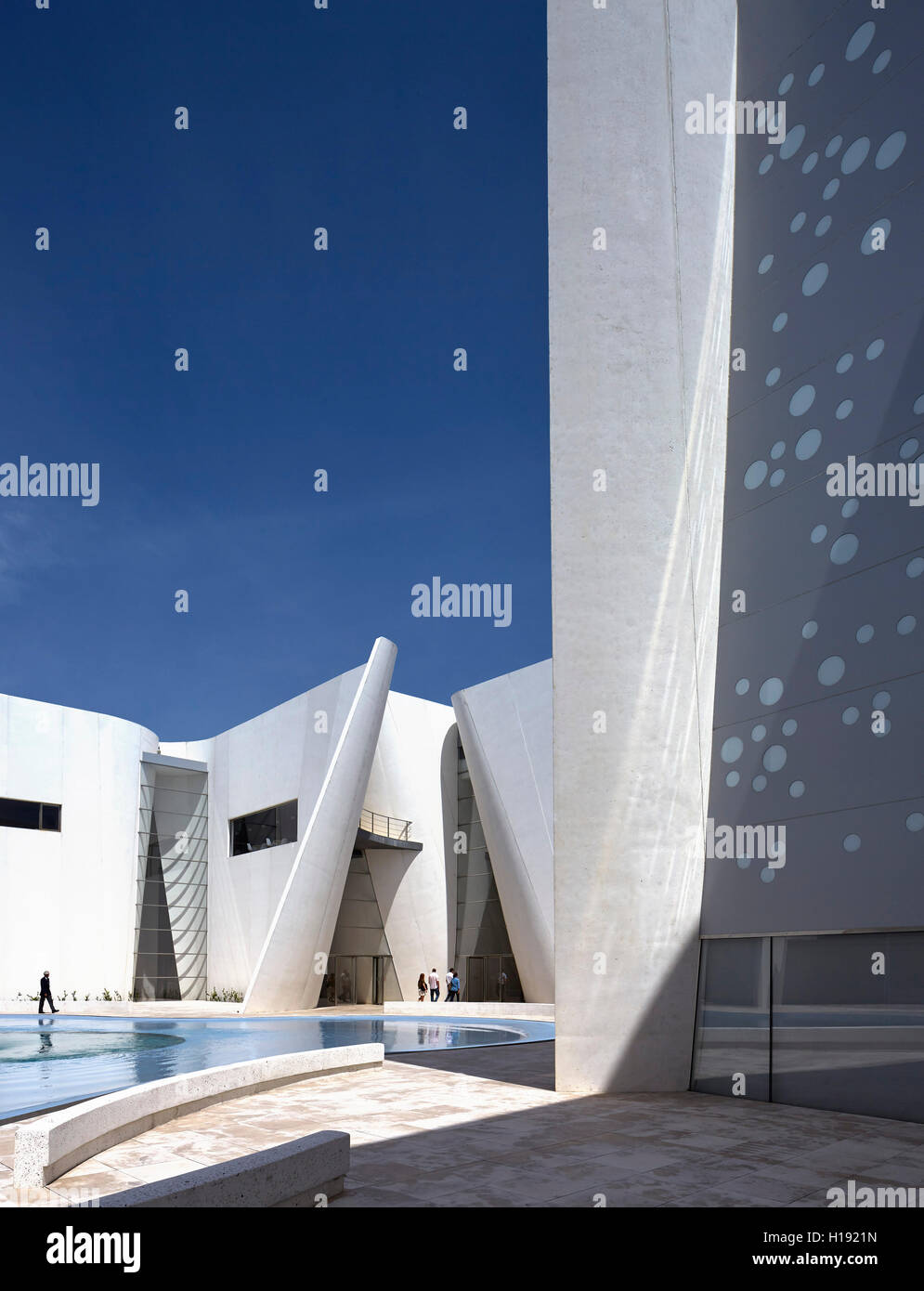 Inner courtyard, overall view. Museo Internacional del Barroco MIB ...