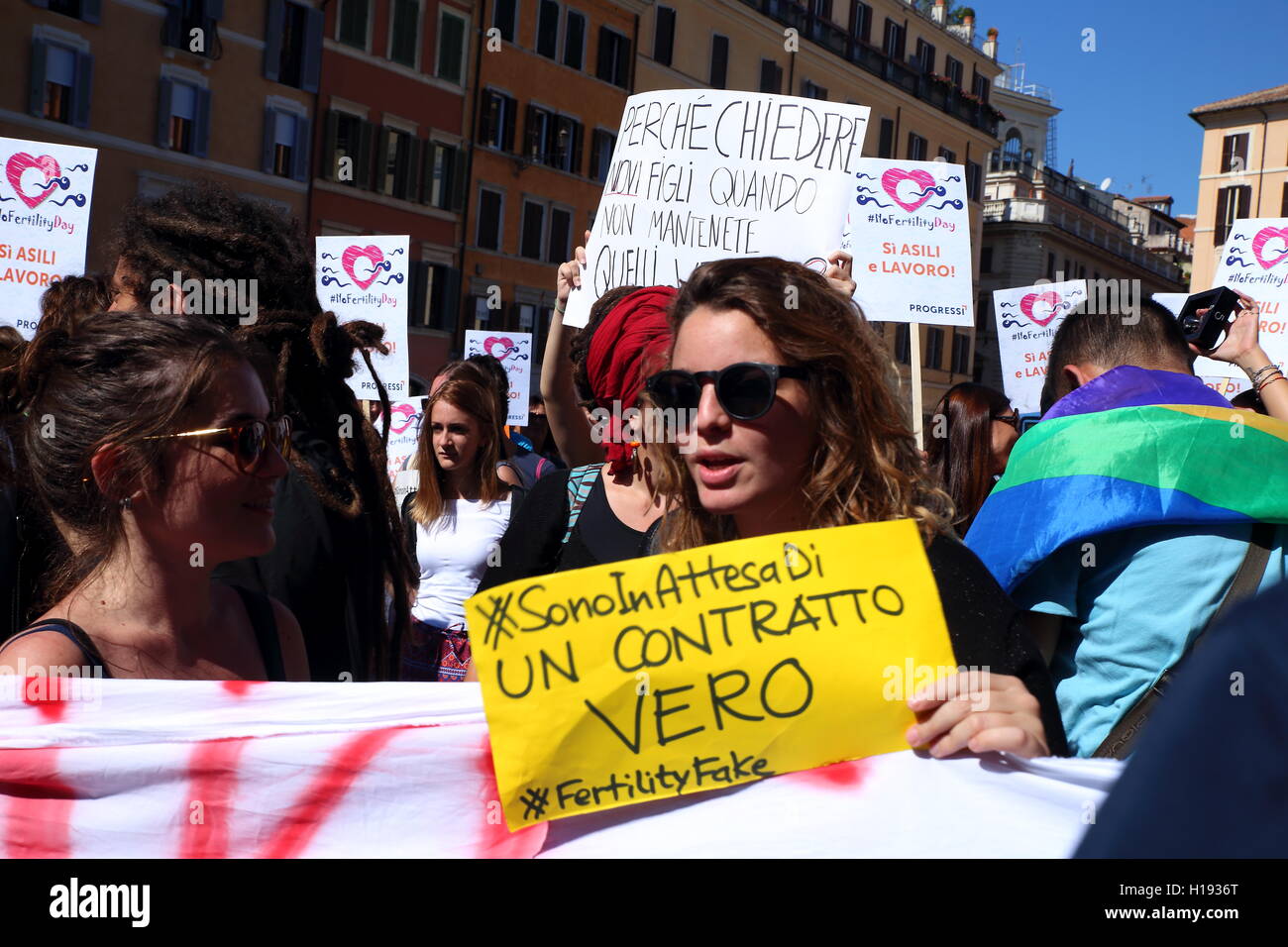 Roma, Italy. 22nd Sep, 2016. Demonstration against the Fertility Day ...