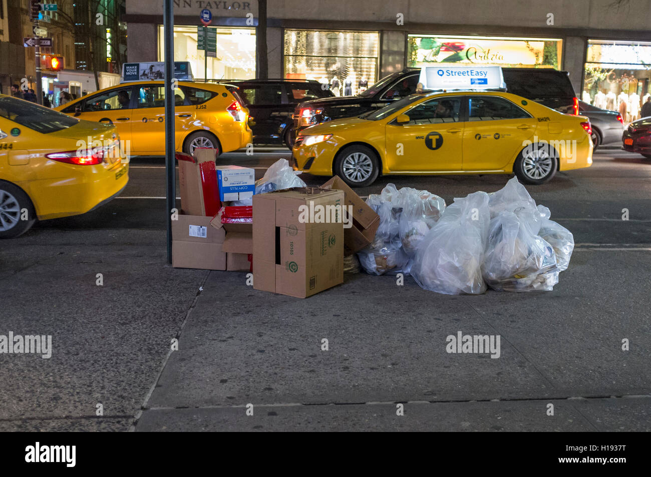 New york city waste disposal hi-res stock photography and images - Alamy