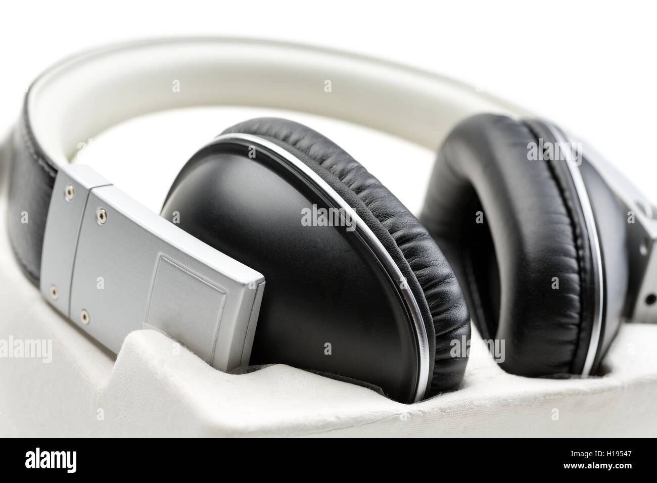New headphones in box hi-res stock photography and images - Alamy