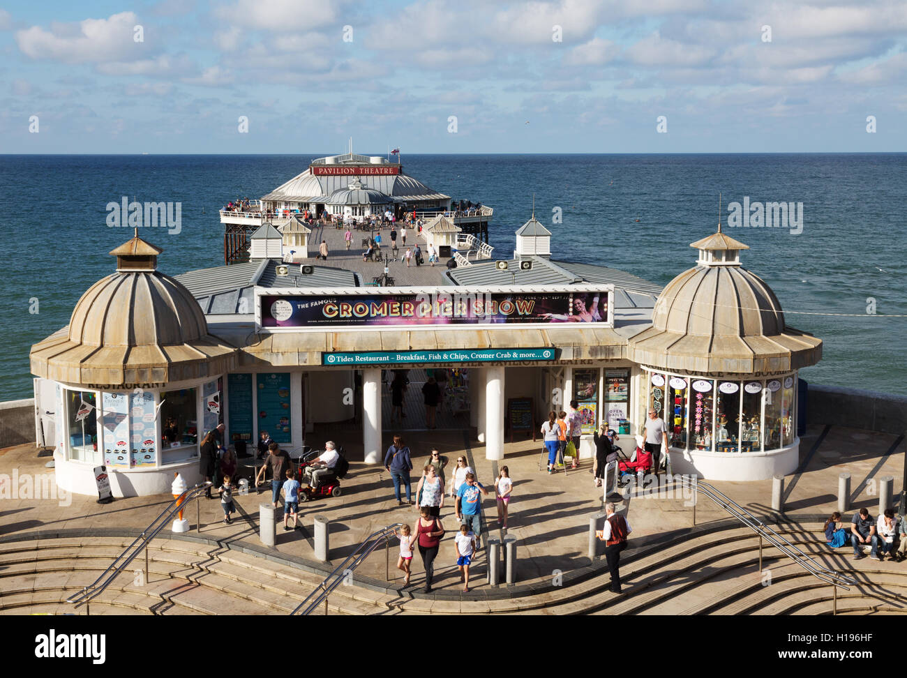 Cromer pier hi-res stock photography and images - Alamy