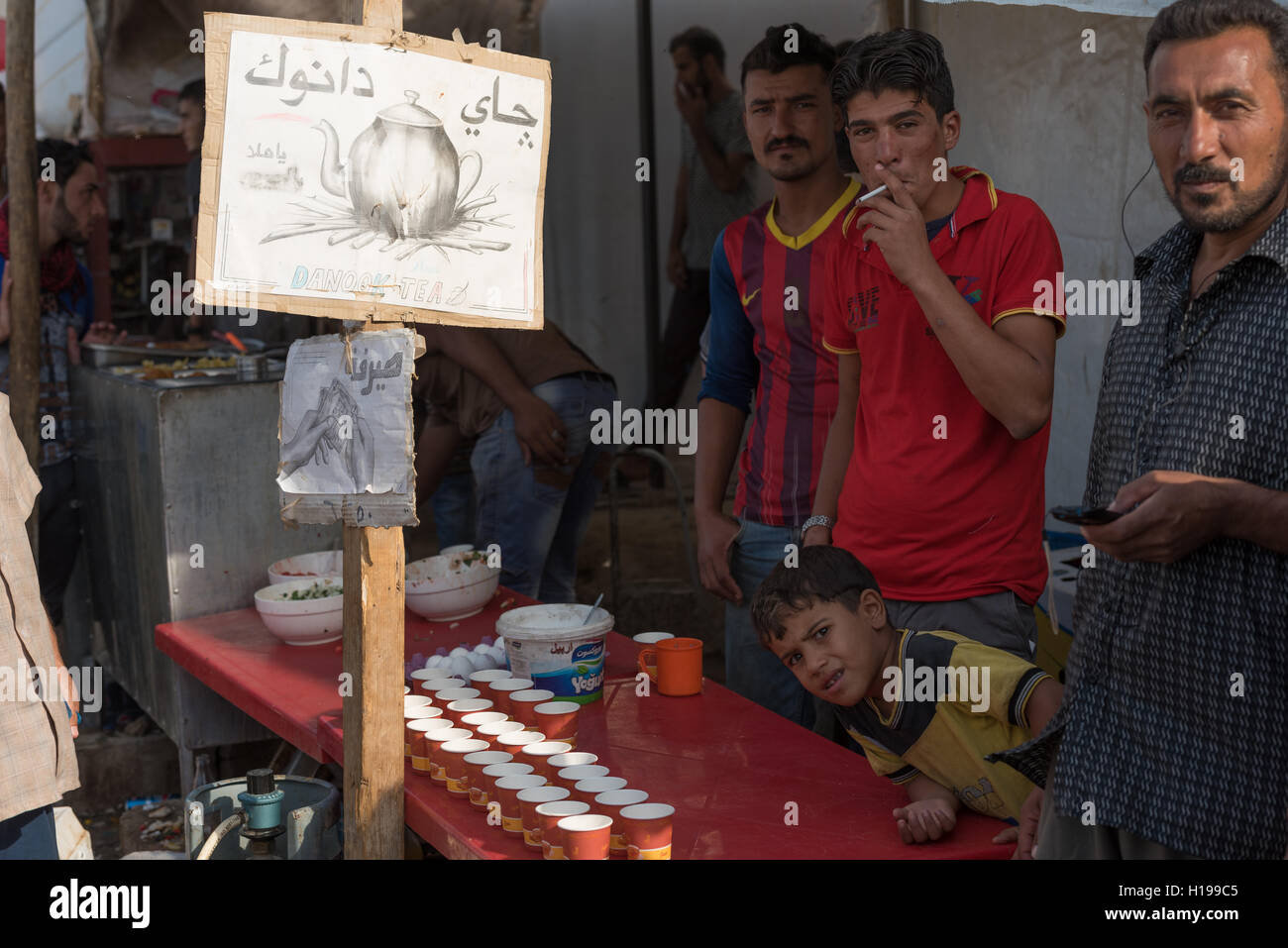 Kurdish tea syria hi-res stock photography and images - Alamy