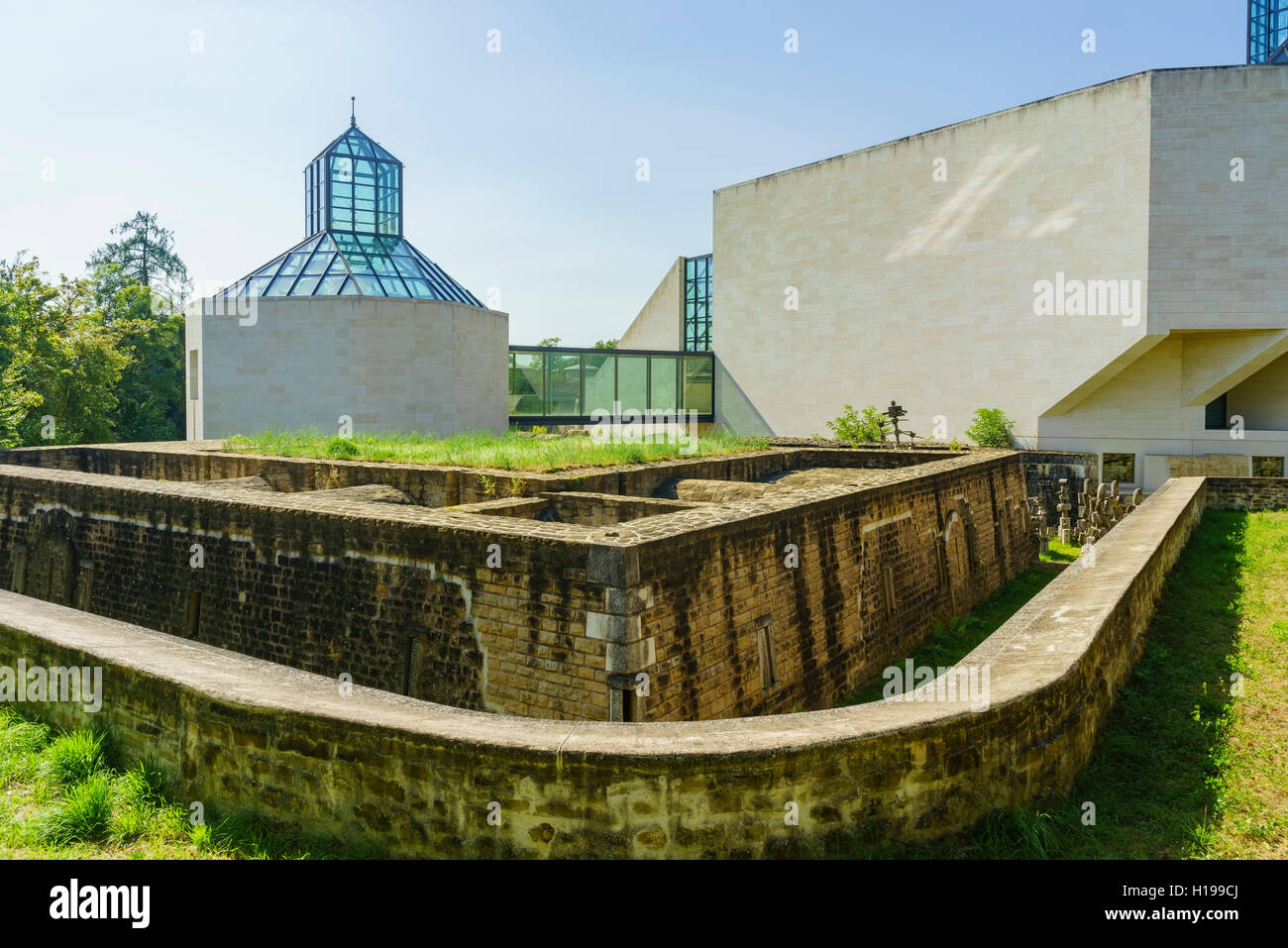 Modern art museum mudam hi-res stock photography and images - Alamy