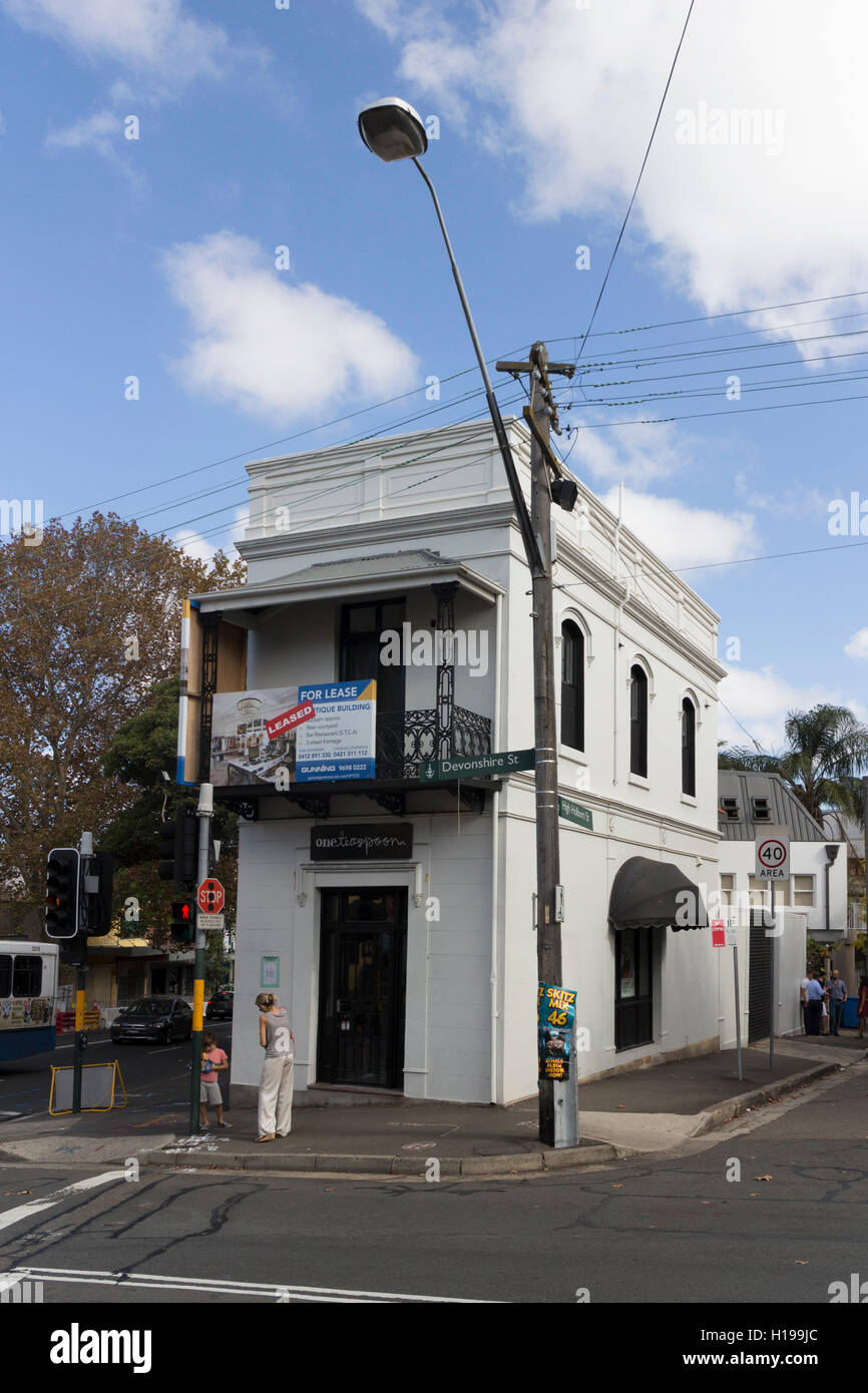 Heritage architecture angled corner building on Crown Street Surry ...