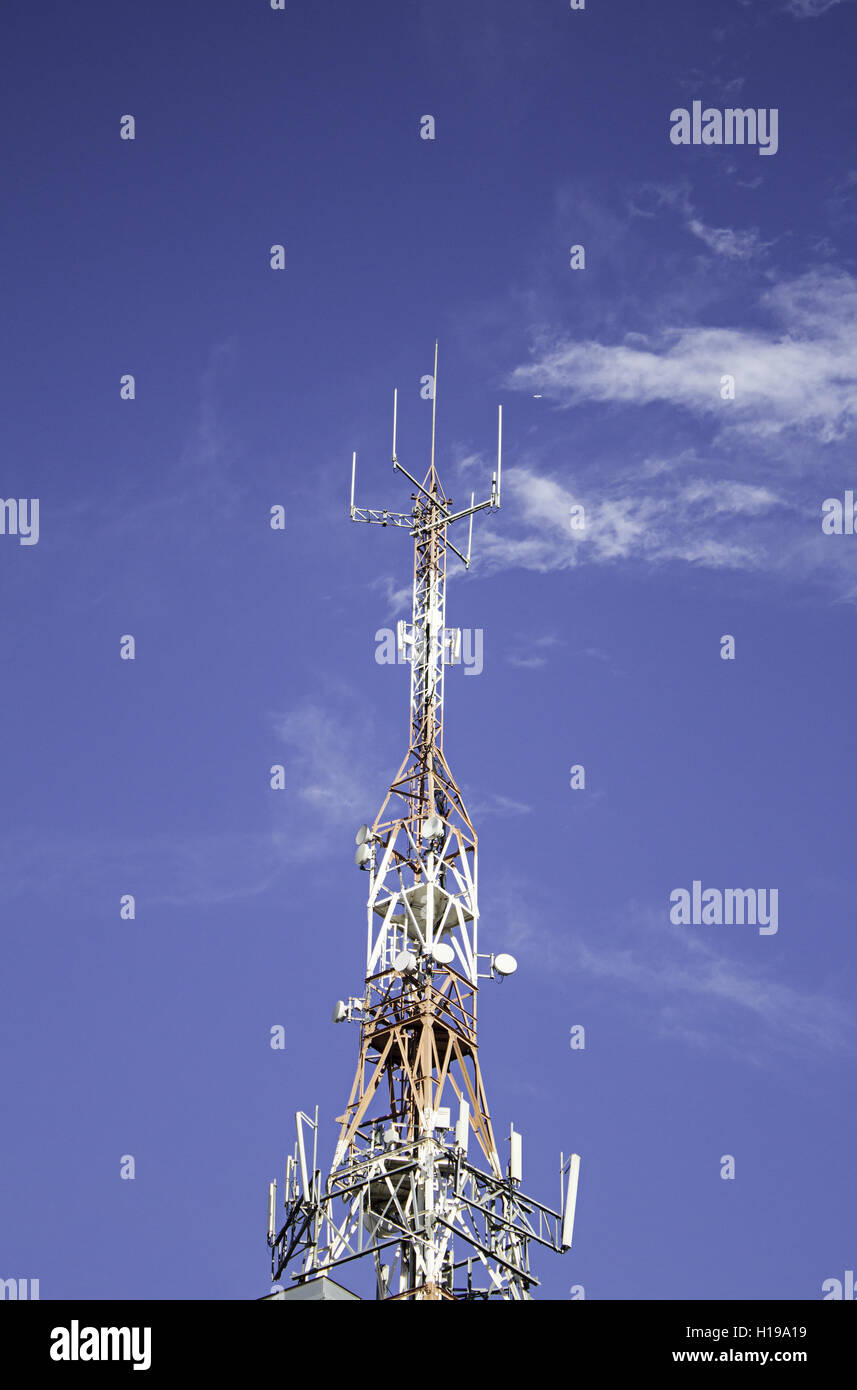 Fixed antenna hi-res stock photography and images - Alamy