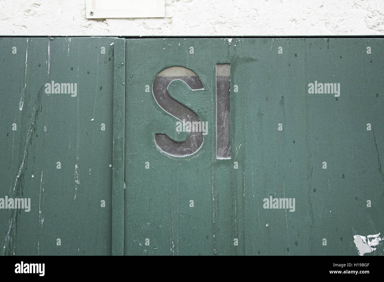 Yes urban building facade, construction symbol Stock Photo - Alamy