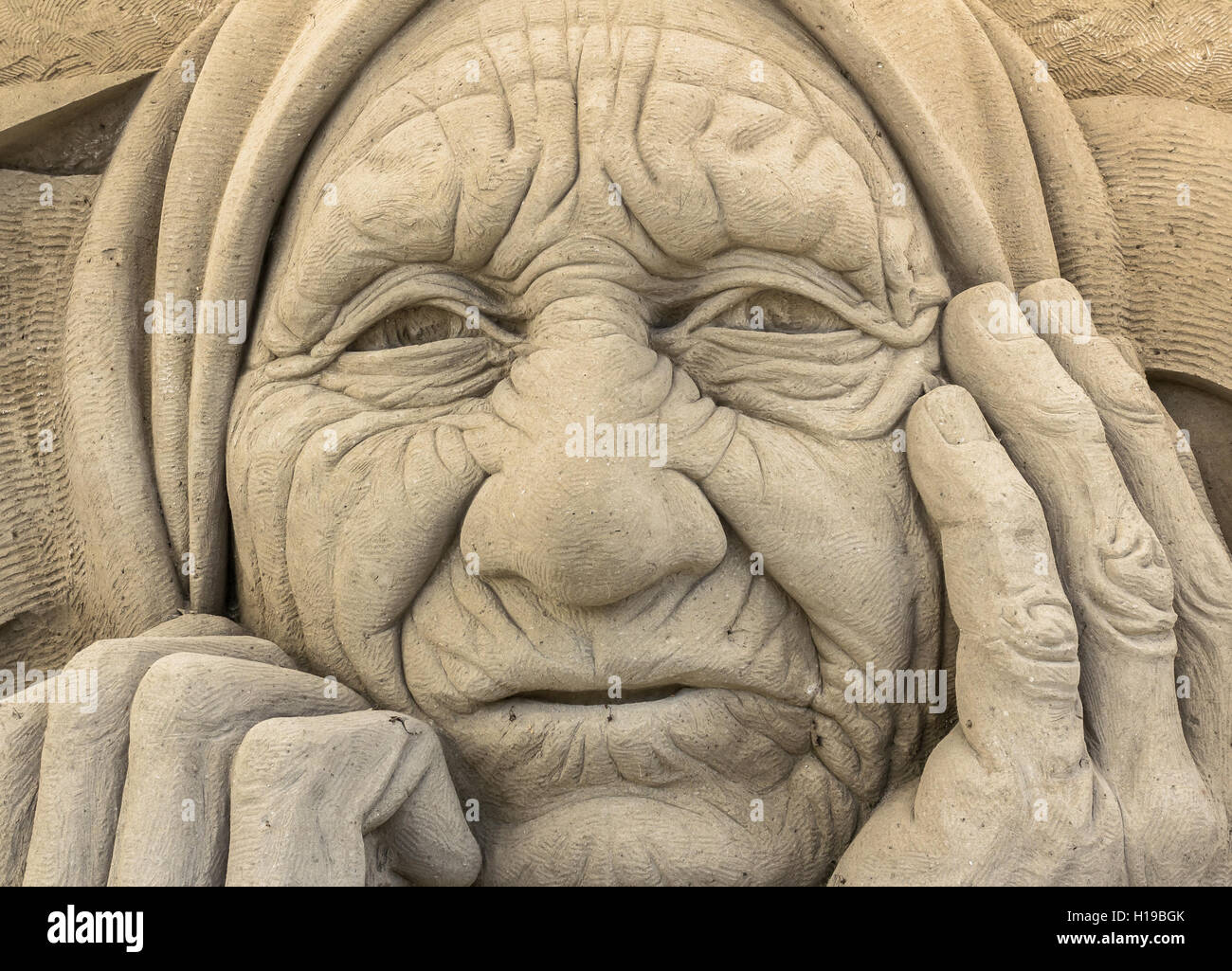 Very old wrinkled face hi-res stock photography and images - Alamy