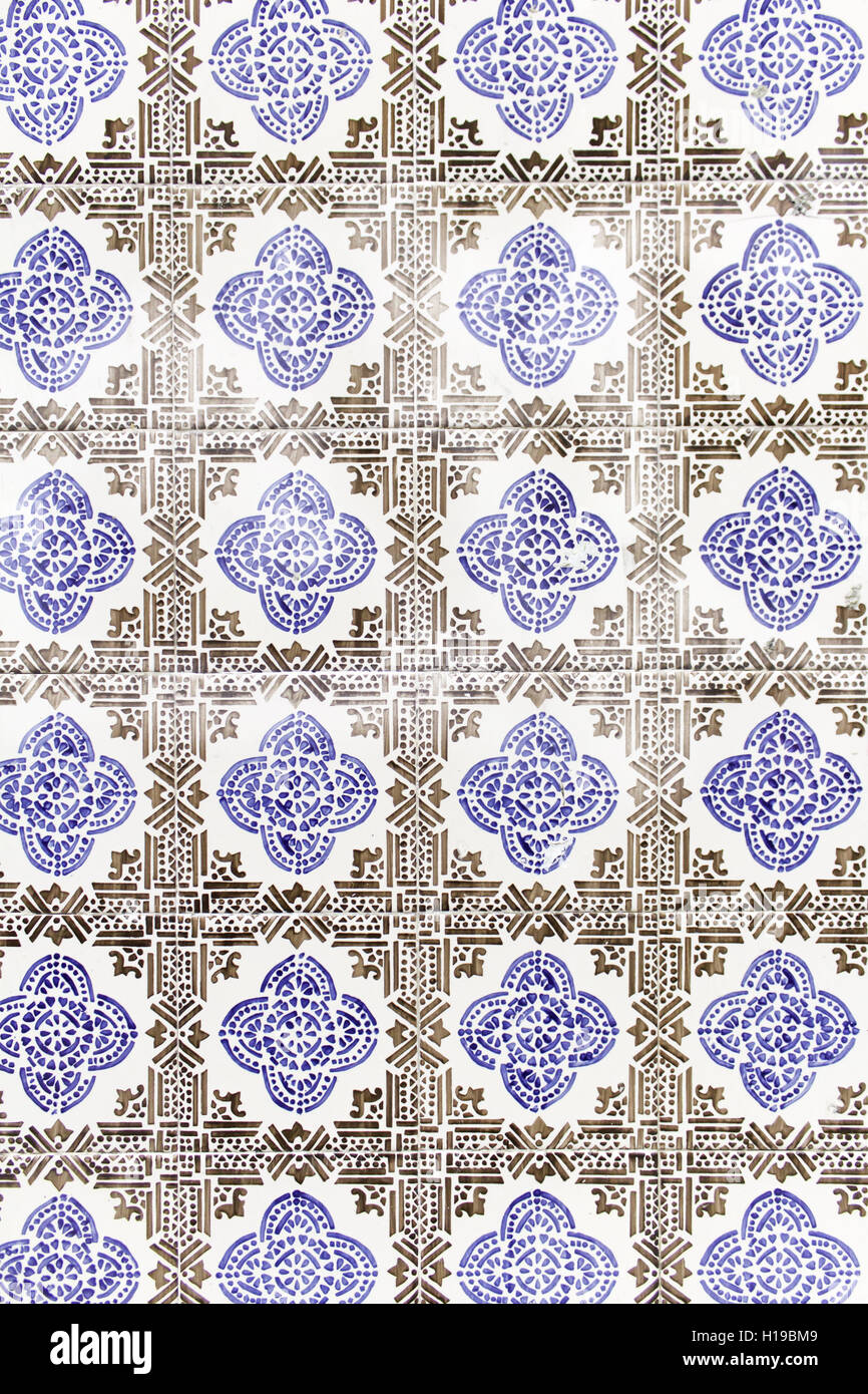 Red facade and facade with blue azulejos hi-res stock photography and ...