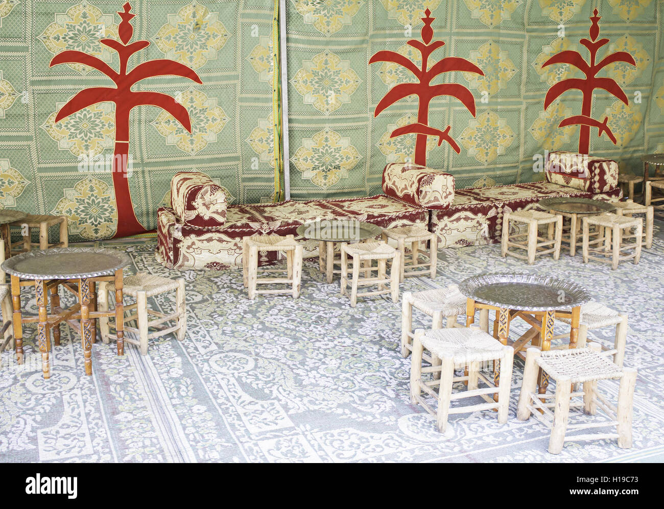 Moroccan tea tent hi-res stock photography and images - Alamy