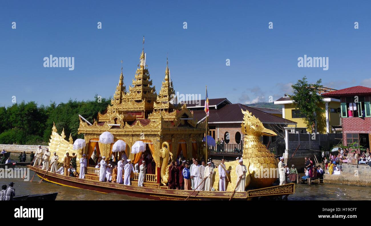 Phaung daw oo pagoda hi-res stock photography and images - Alamy