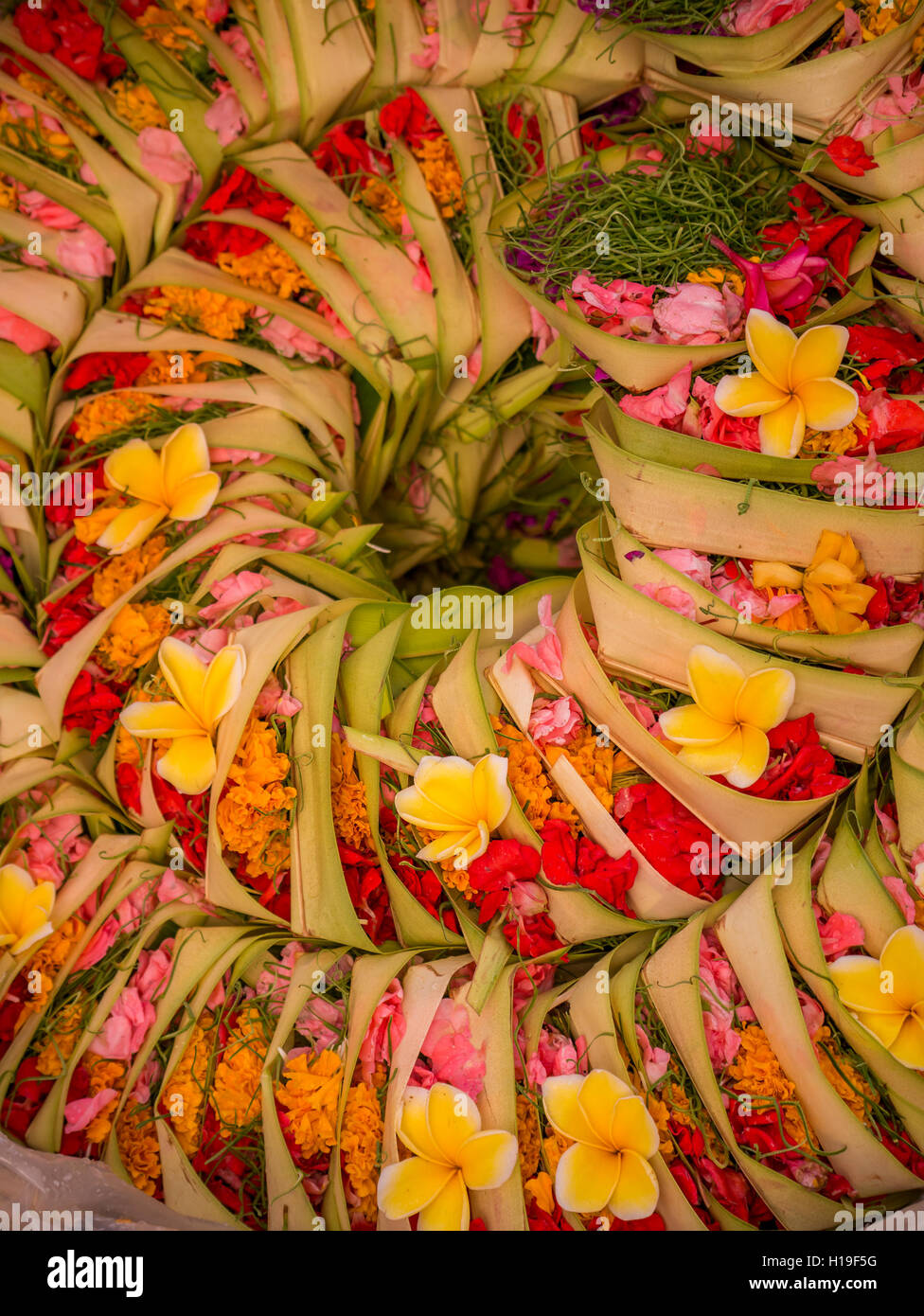 Indonesia bali ubud offerings gods hi-res stock photography and images ...