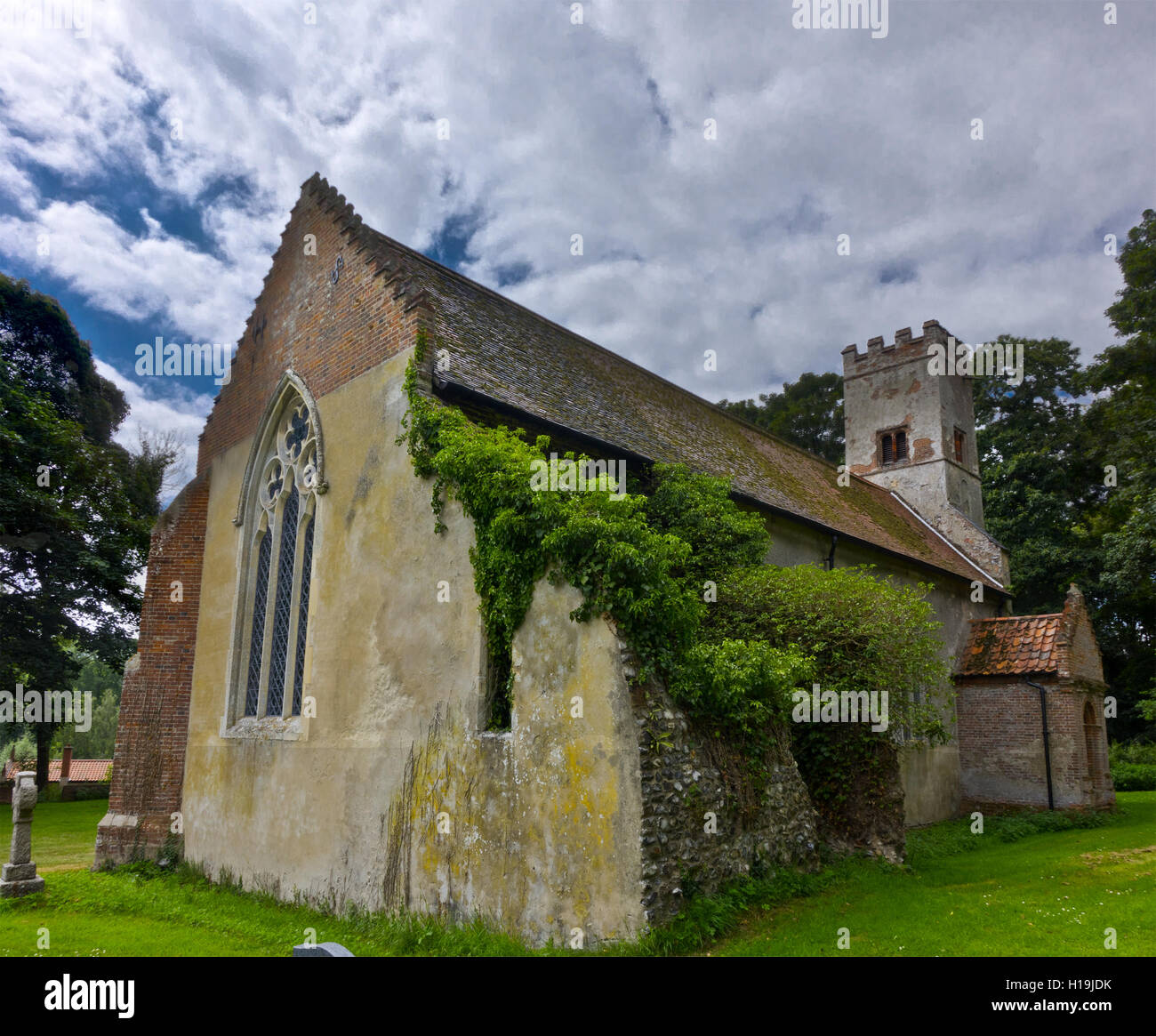 Oxnead church hi-res stock photography and images - Alamy