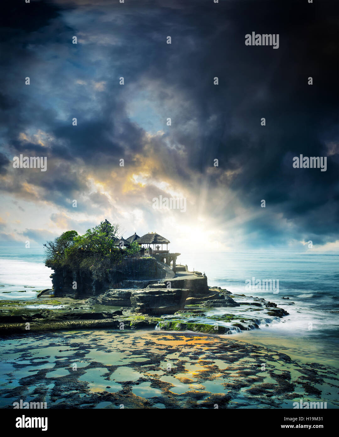 the Tanah Lot temple, in Bali island, indonesia Stock Photo - Alamy