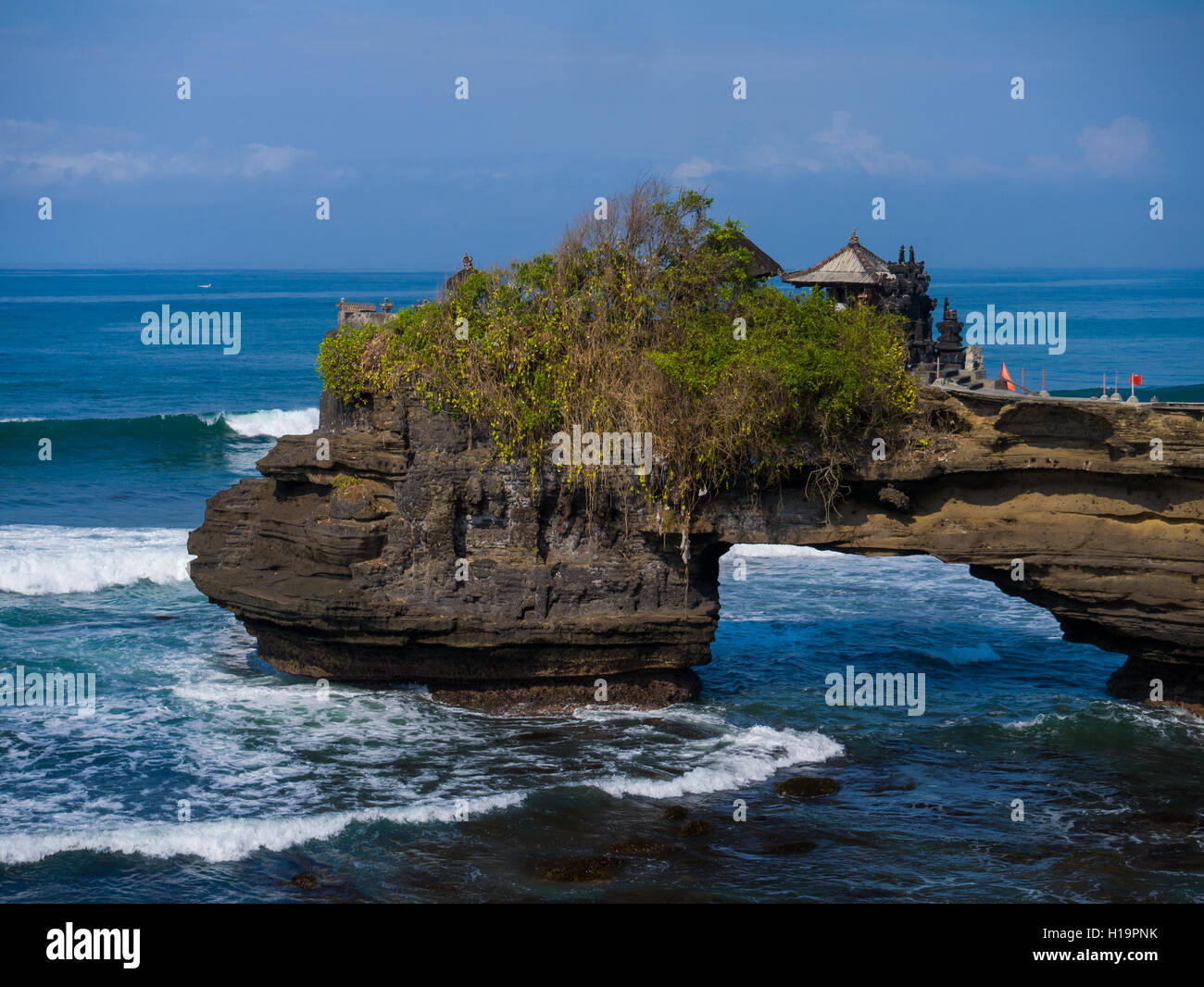 Aerial scenery tanah lot temple hi-res stock photography and images - Alamy