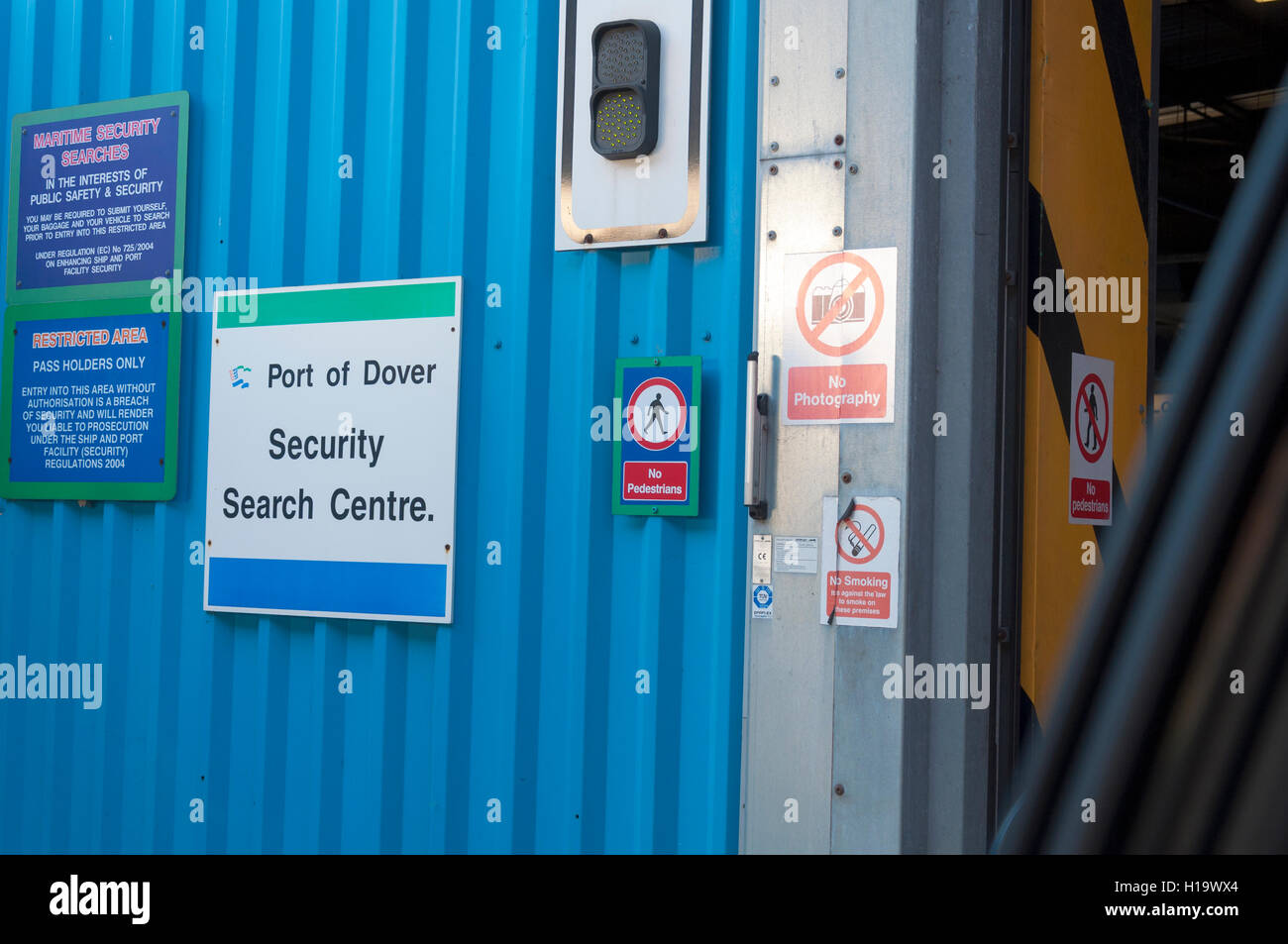 Dover port car ferry hi-res stock photography and images - Alamy