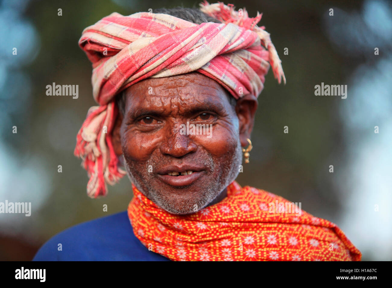 Old Man, Dhurwa Tribe, Gonchapar Village, Chattisgarh, India. Rural ...
