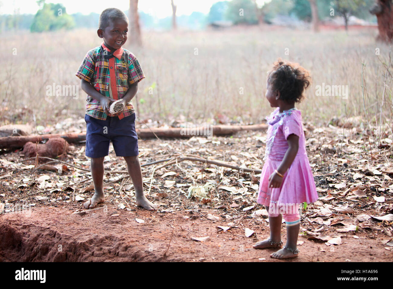 Tribes children hi-res stock photography and images - Alamy