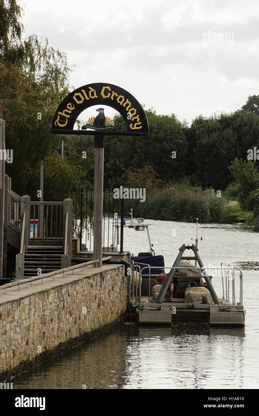 Quay side outside Old Granary Restaurent,Wareham,Dorset,UK Stock Photo ...