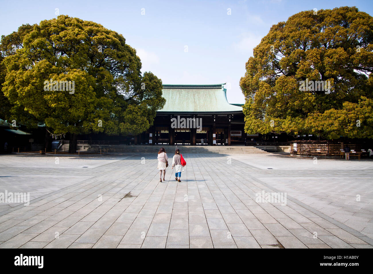 Meiji shrine tokyo hi-res stock photography and images - Alamy