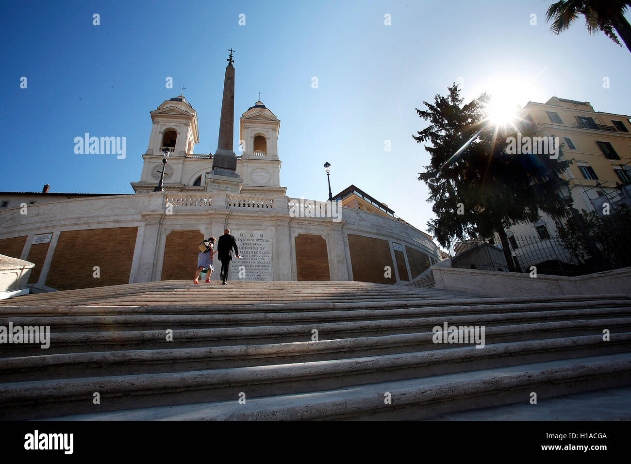 Spanish restoration hi-res stock photography and images - Alamy