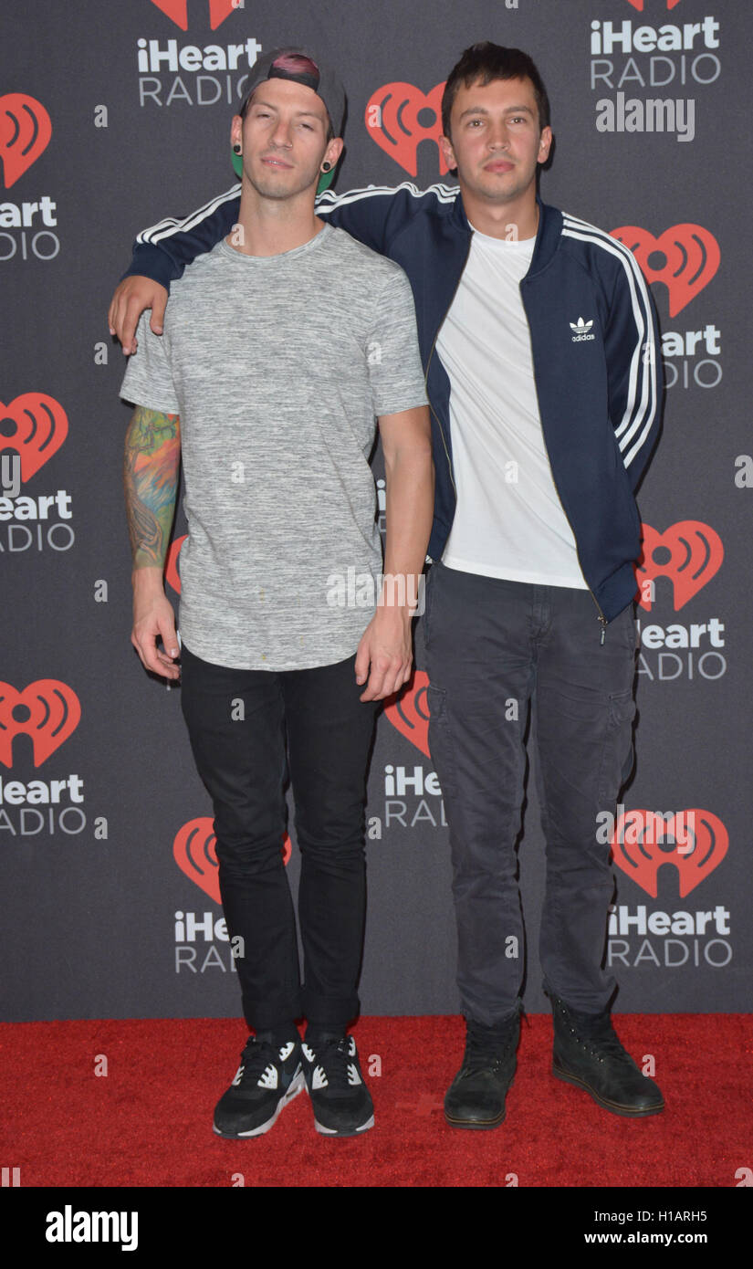 Las Vegas, Nevada, USA. 23rd Sep, 2016. Musical duo 21 Pilots attend ...