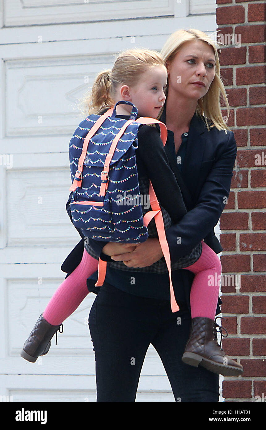 Queens, NY, USA. 23rd Sep, 2016. Frannie Mathison and Claire Danes on ...