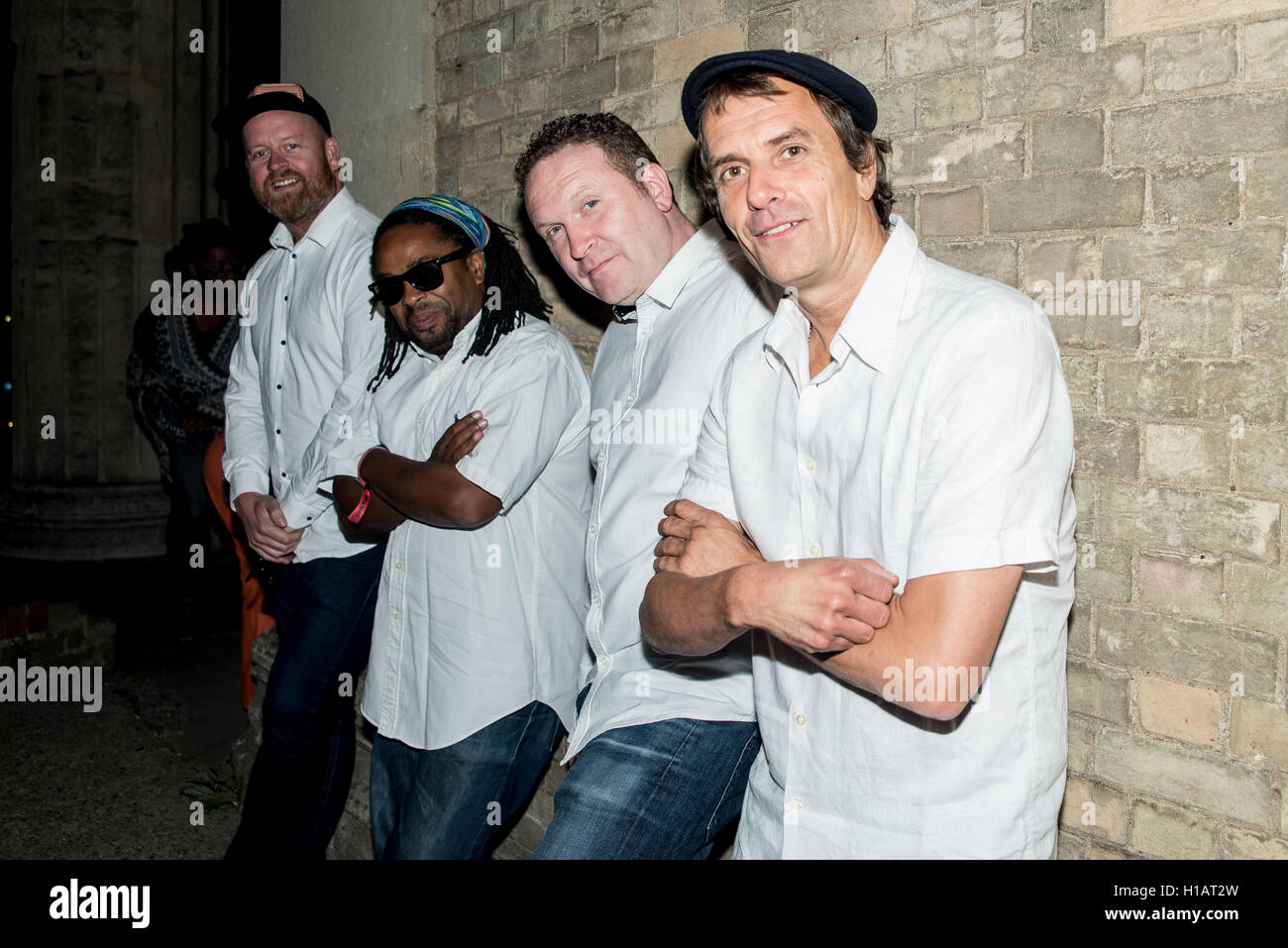 London, UK. 23rd Sep, 2016. English band Da Lata pose for portraits ...