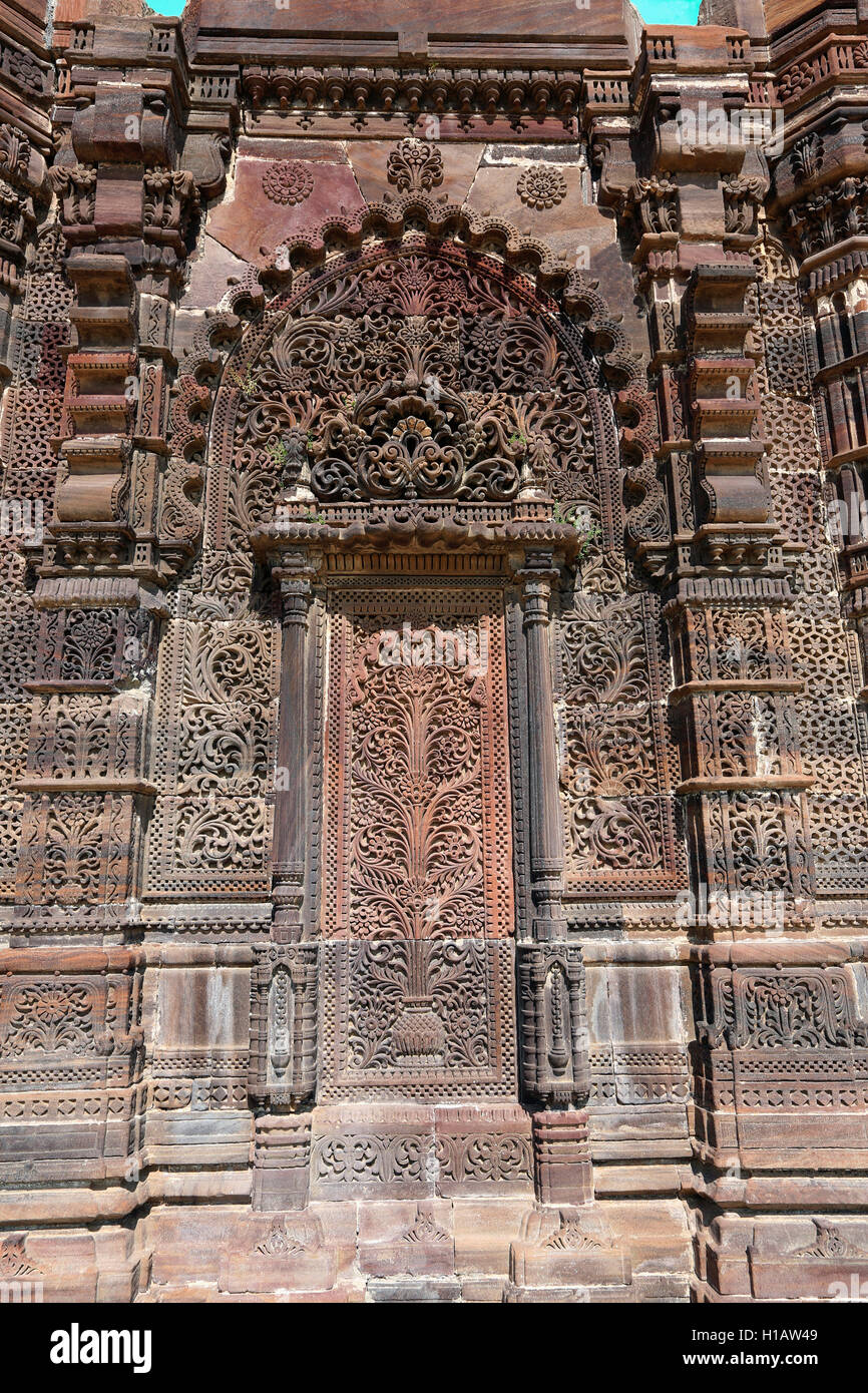 Pir Ghaus Muhammad tomb, Lakhpat fort, Kutch, Gujrat, India Stock Photo ...
