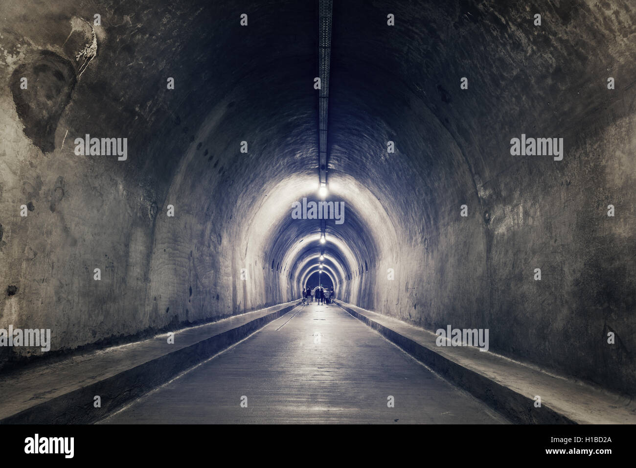 Scary ghost tunnel hi-res stock photography and images - Alamy