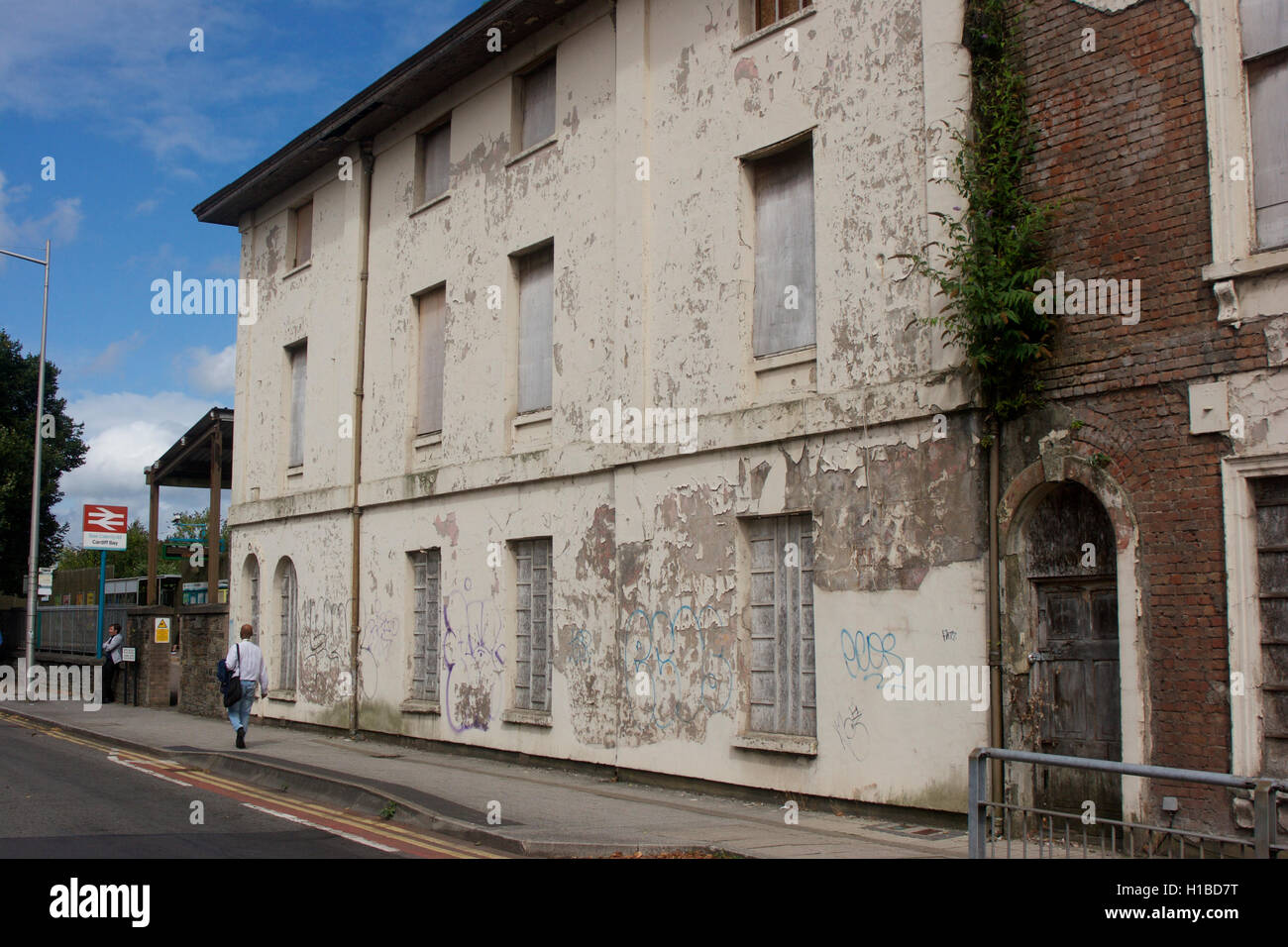 Cardiff Bay Train Station High Resolution Stock Photography and Images ...