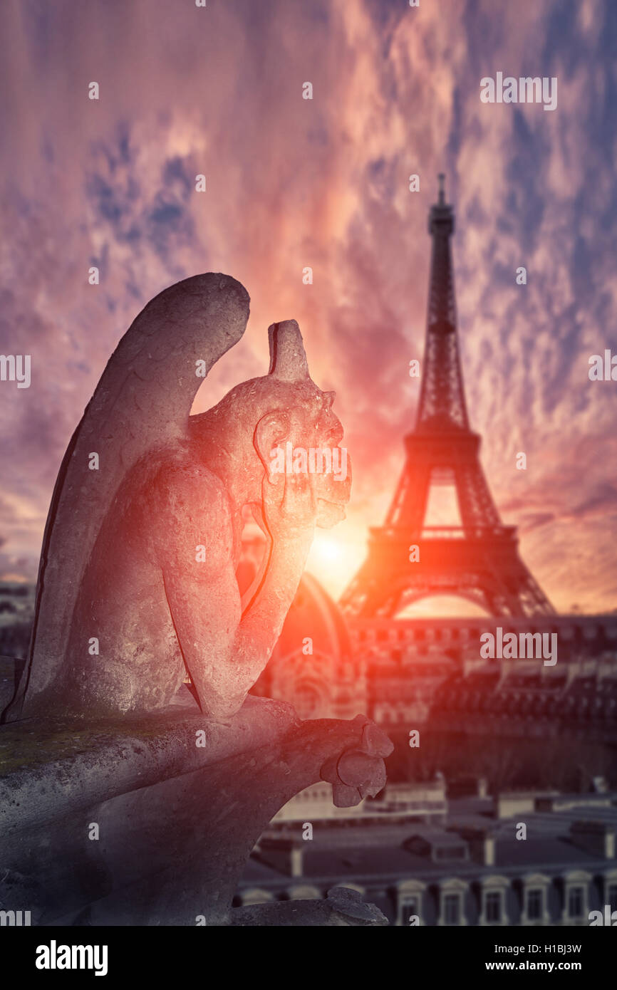 Chimera (gargoyle) of the Cathedral of Notre Dame de Paris overlooking ...